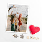 Puzzle din lemn 60 piese personalizat cu poza ta - Uniq-gift.ro