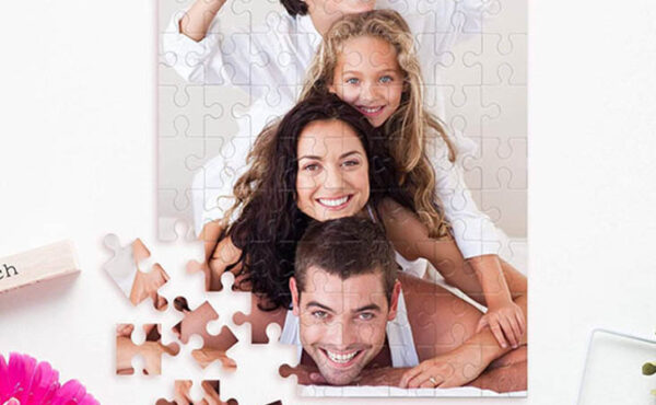 Puzzle personalizat cu 6 poze si mesaj - Uniq-gift.ro