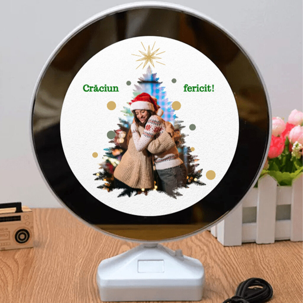Oglinda magica LED Brad de Crăciun personalizată cu o poză - Uniq-gift.ro